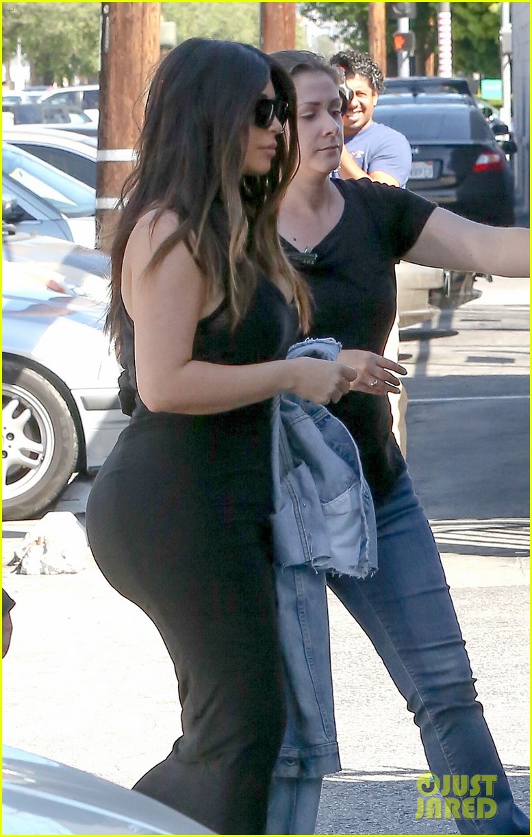 Kim Kardashian Reveals How She Lost 42 Lbs. of Baby Weight: Photo ...