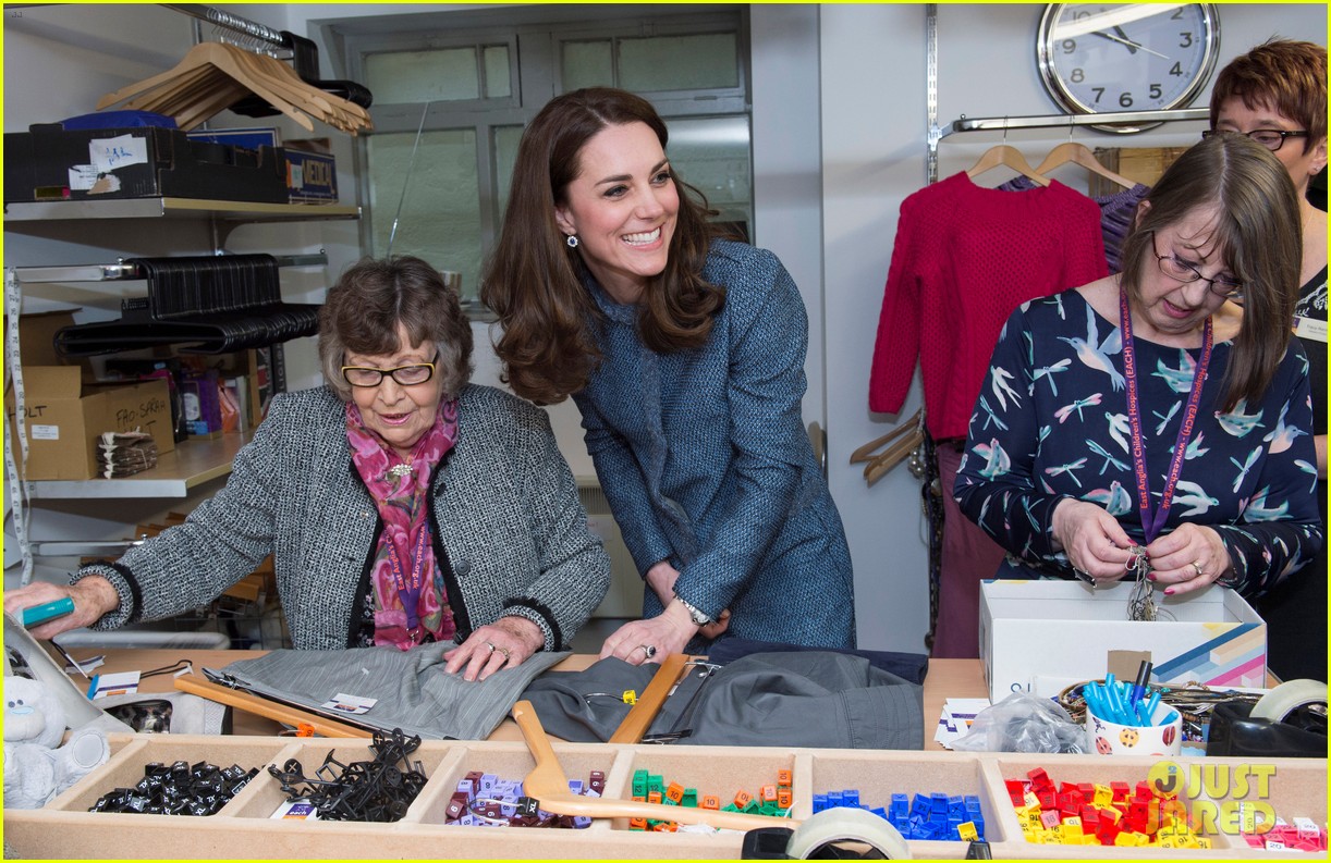 Kate Middleton Officially Opens Charity Shops in London: Photo 3609059 ...
