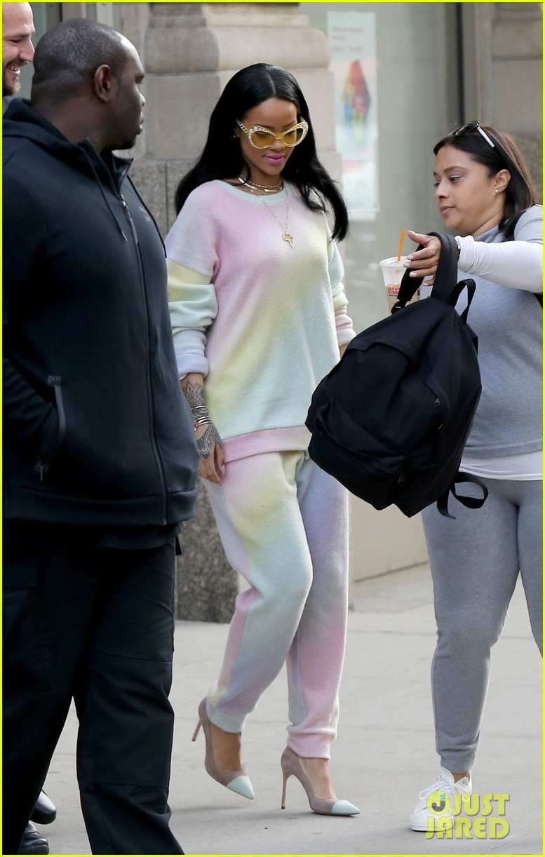 Photo: rihanna rainbow tracksuit on easter 08 | Photo 3615903 | Just ...