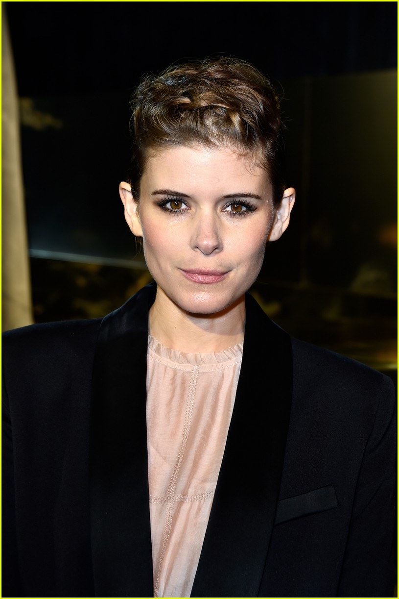 Emma Roberts & Suki Waterhouse Shimmer at H&M Fashion Week Show: Photo ...