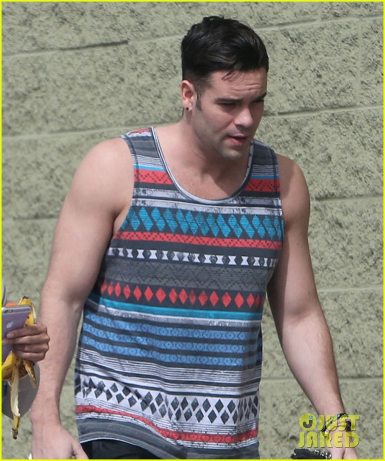 Mark Salling Steps Out After Returning to Social Media: Photo 3600662 ...