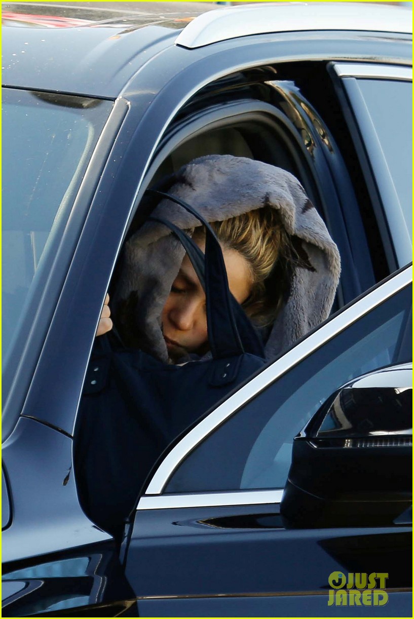 Shakira Drops 'Try Everything' Official Video from 'Zootopia': Photo ...