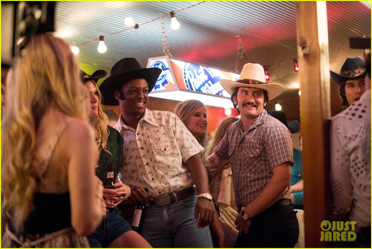 'Everybody Wants Some' Cast Made Big Transformations for Their ...