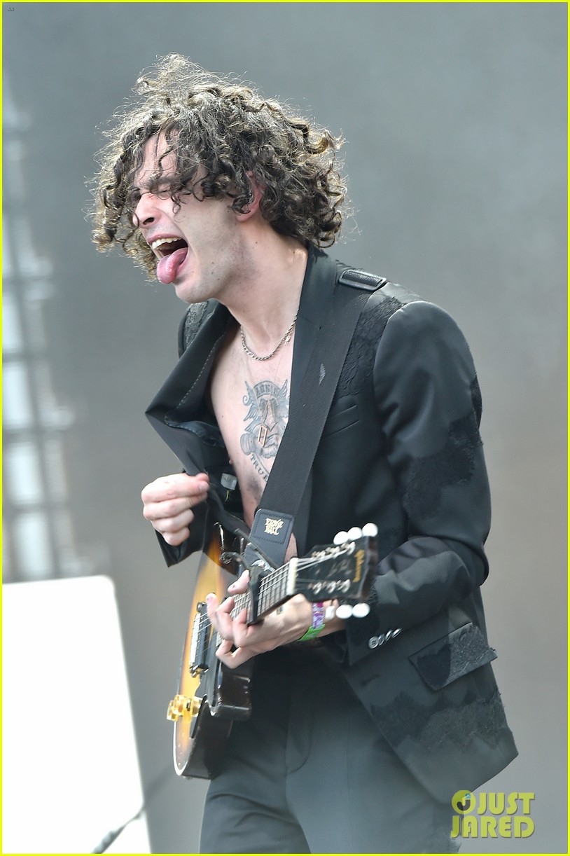 The 1975 Kick Off Their Spring Tour - See the Full Set List!: Photo ...