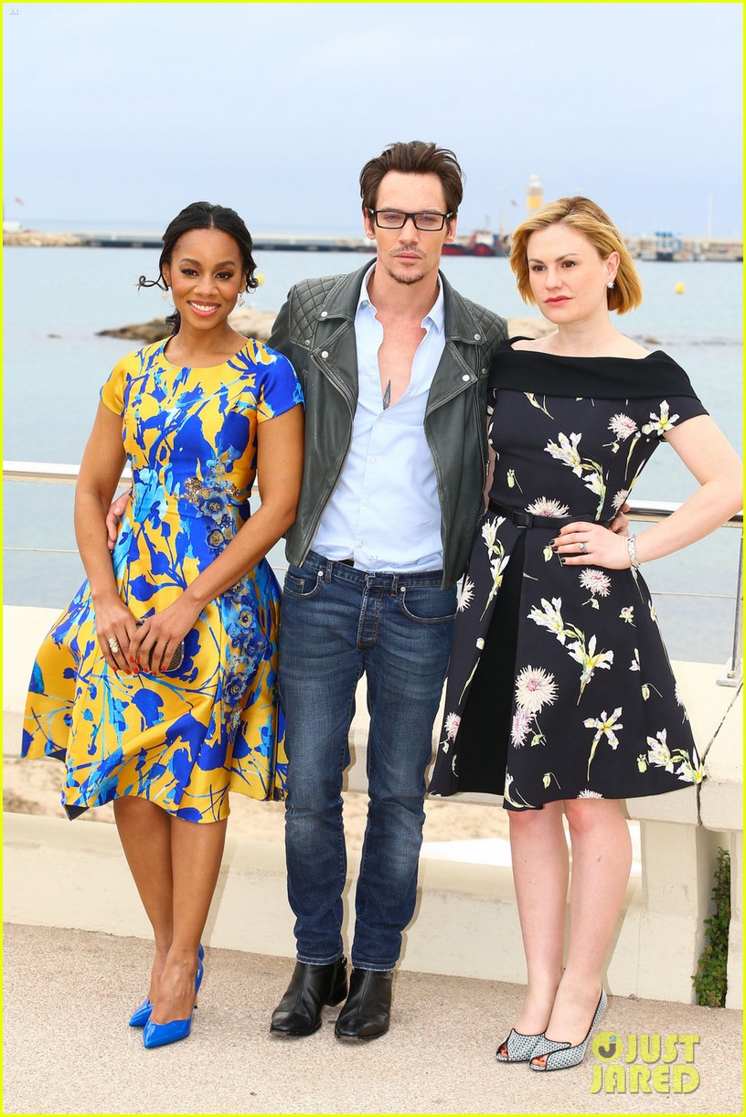 Anna Paquin, Jonathan Rhys Meyers, & Anika Noni Rose Promote 'Roots' at ...