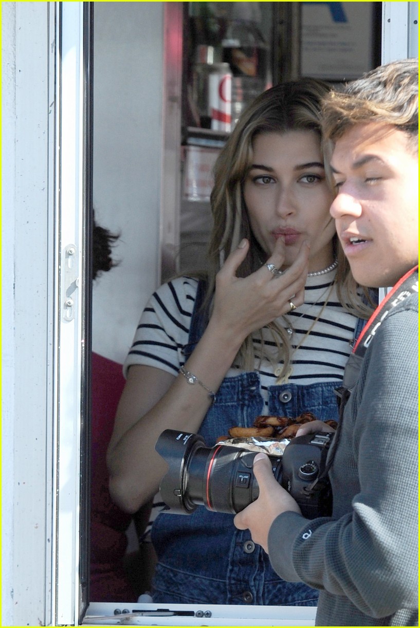 Hailey Baldwin Joins Lucky Blue Smith for Tommy Hilfiger Shoot: Photo ...