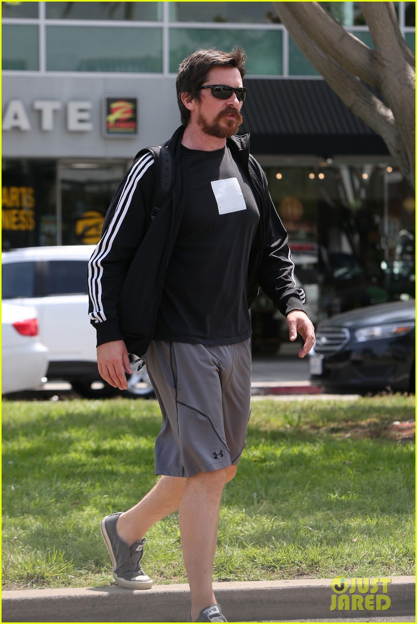 Christian Bale Steps Out in His Workout Gear for a Meeting: Photo ...