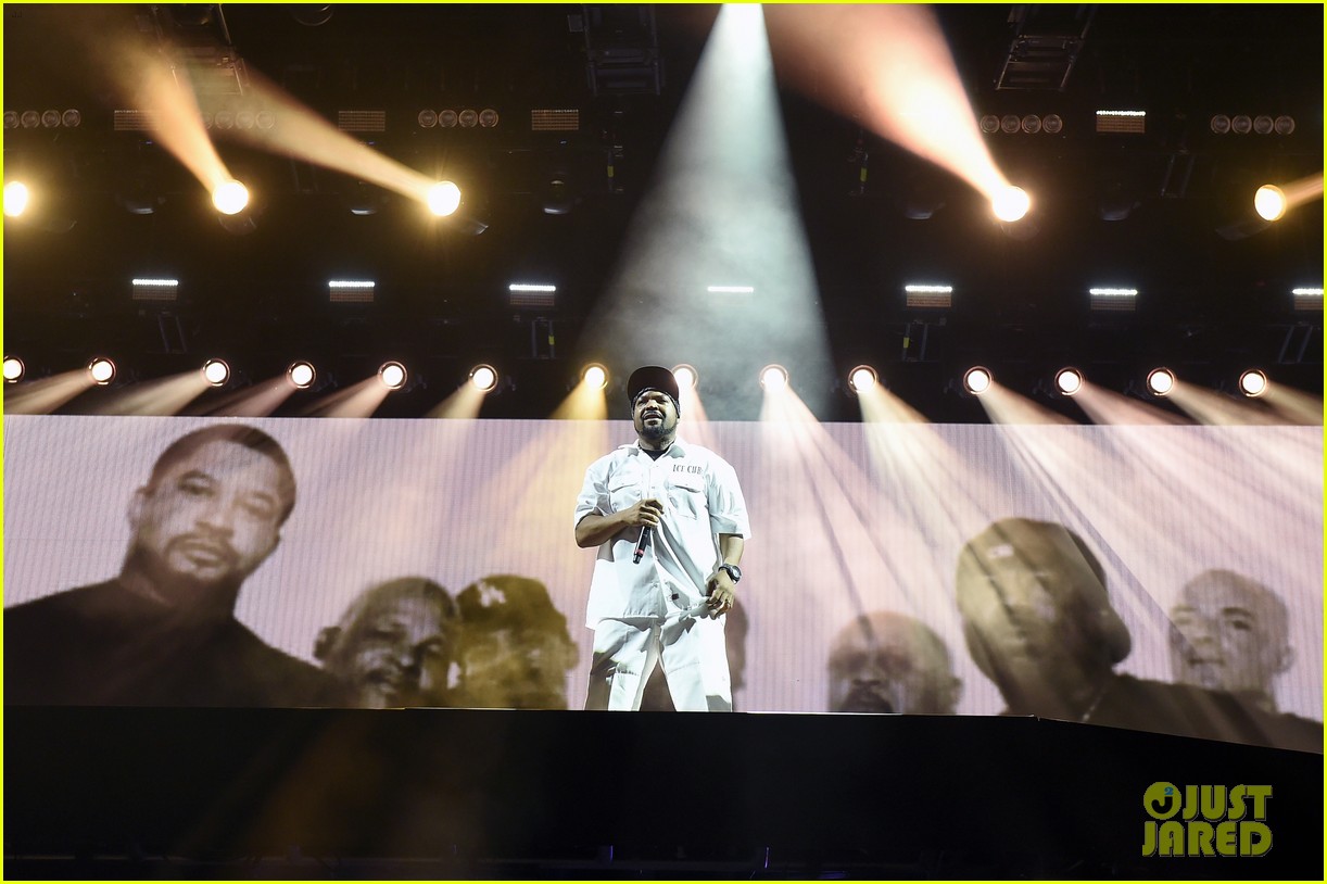 Ice Cube Has a Mini NWA Reunion at Coachella 2016 (Video): Photo ...
