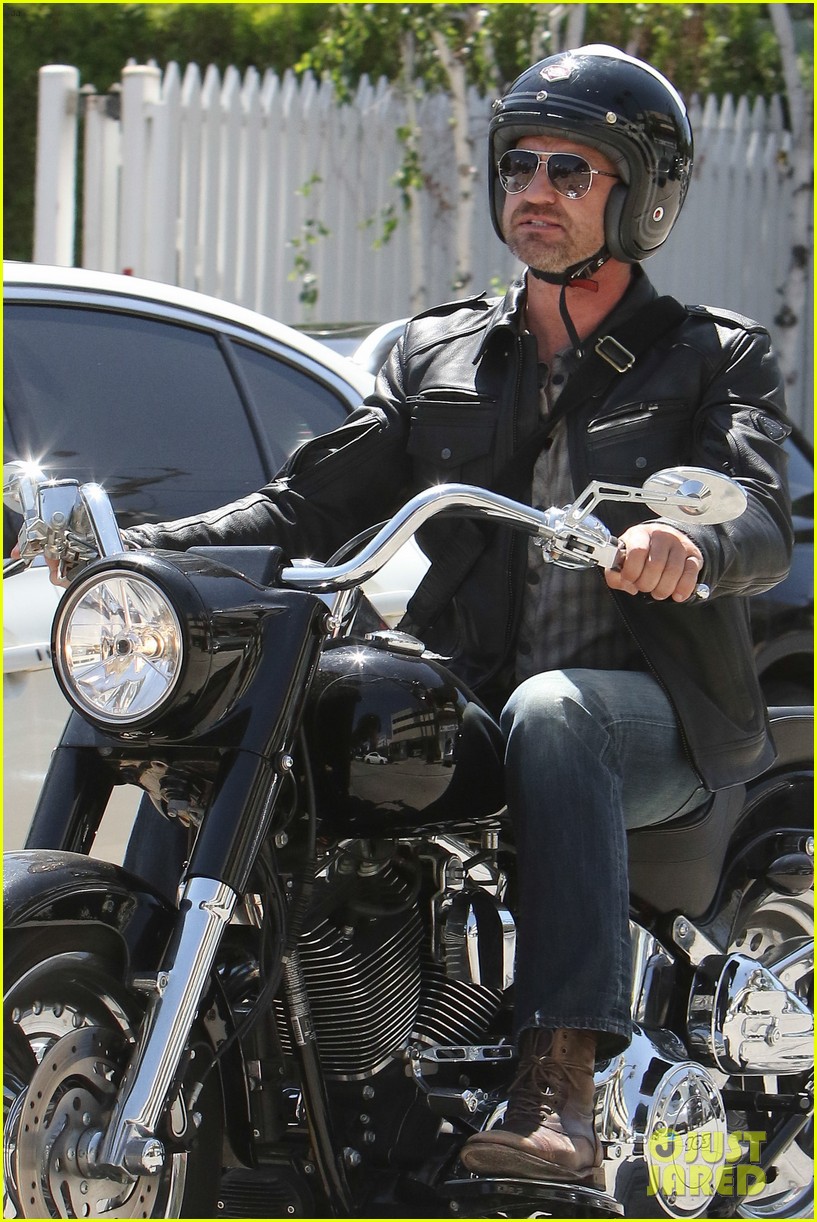 Gerard Butler Takes a Mid-Week Motorcycle Ride in WeHo: Photo 3636570 ...