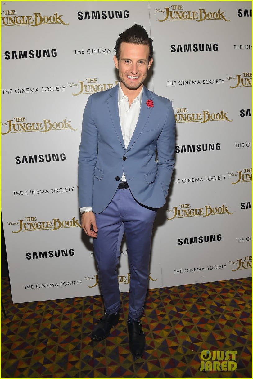 Ashley Greene Helps Singer James Bell X Celebrate His Debut U.S. Show ...