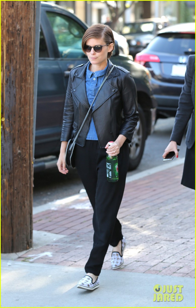 Kate Mara & Sister Rooney Write Open Letter to NY Blood Center: Photo ...