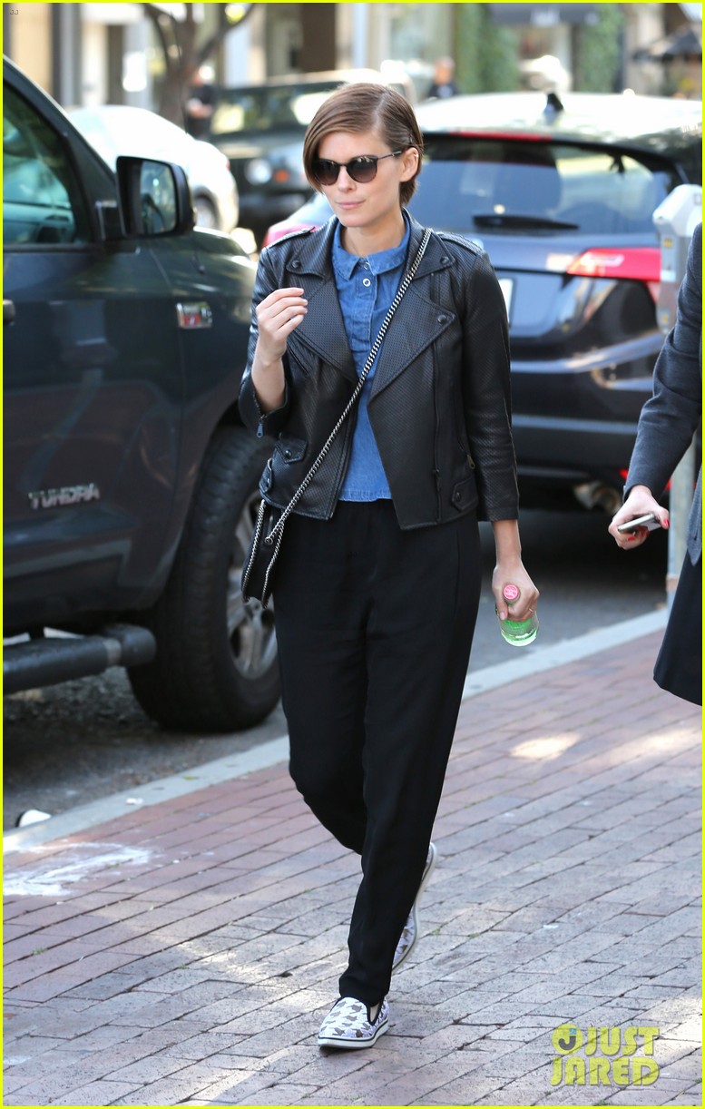 Kate Mara & Sister Rooney Write Open Letter to NY Blood Center: Photo ...