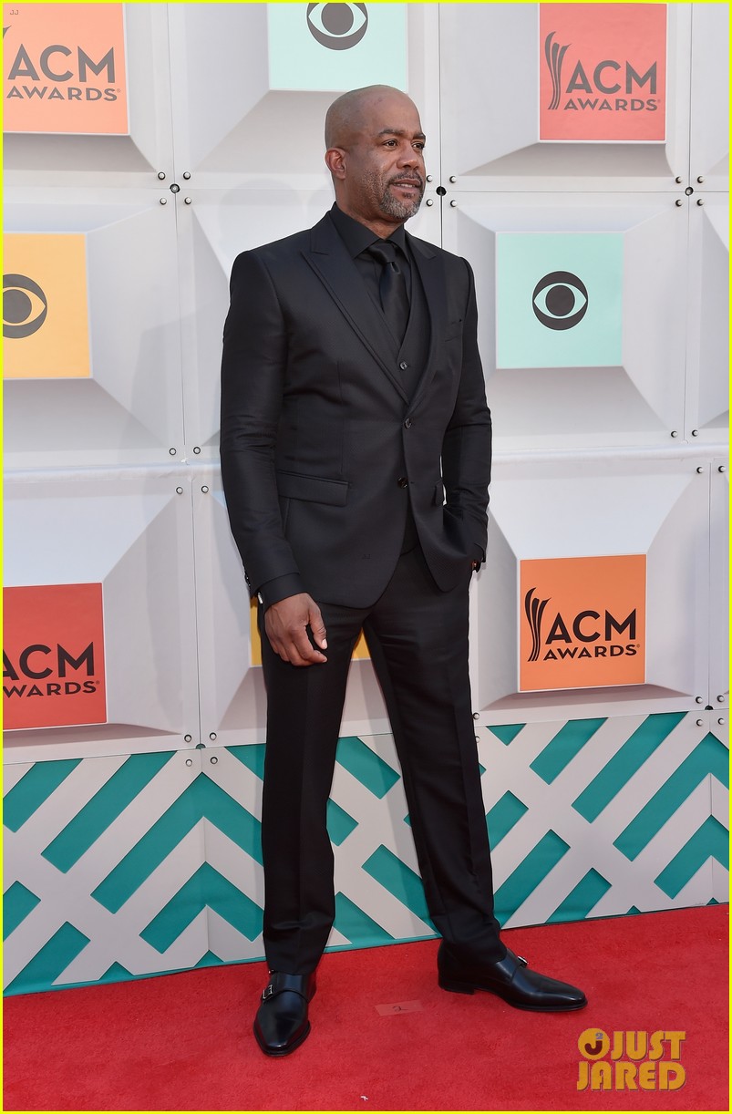 Martina McBride & Darius Rucker Present Tribute to Joey Feek at ACM ...