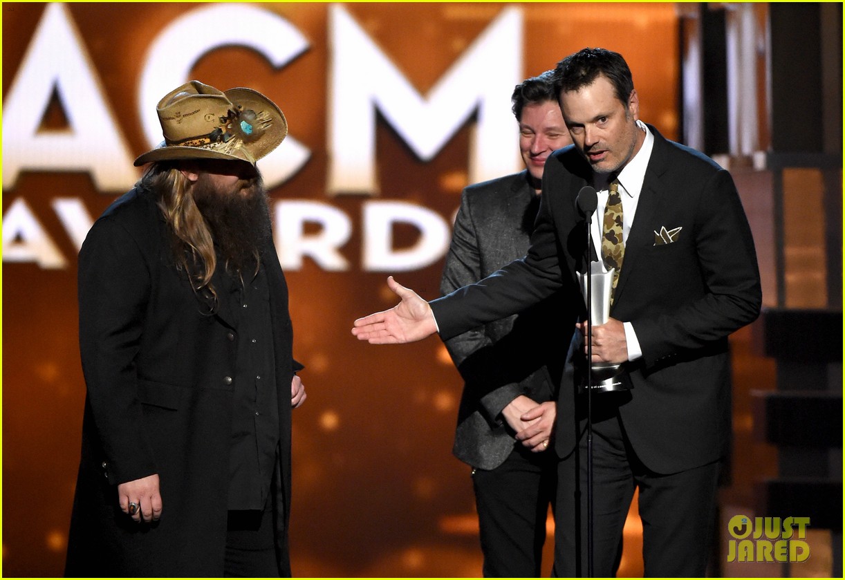 Martina McBride & Darius Rucker Present Tribute to Joey Feek at ACM ...