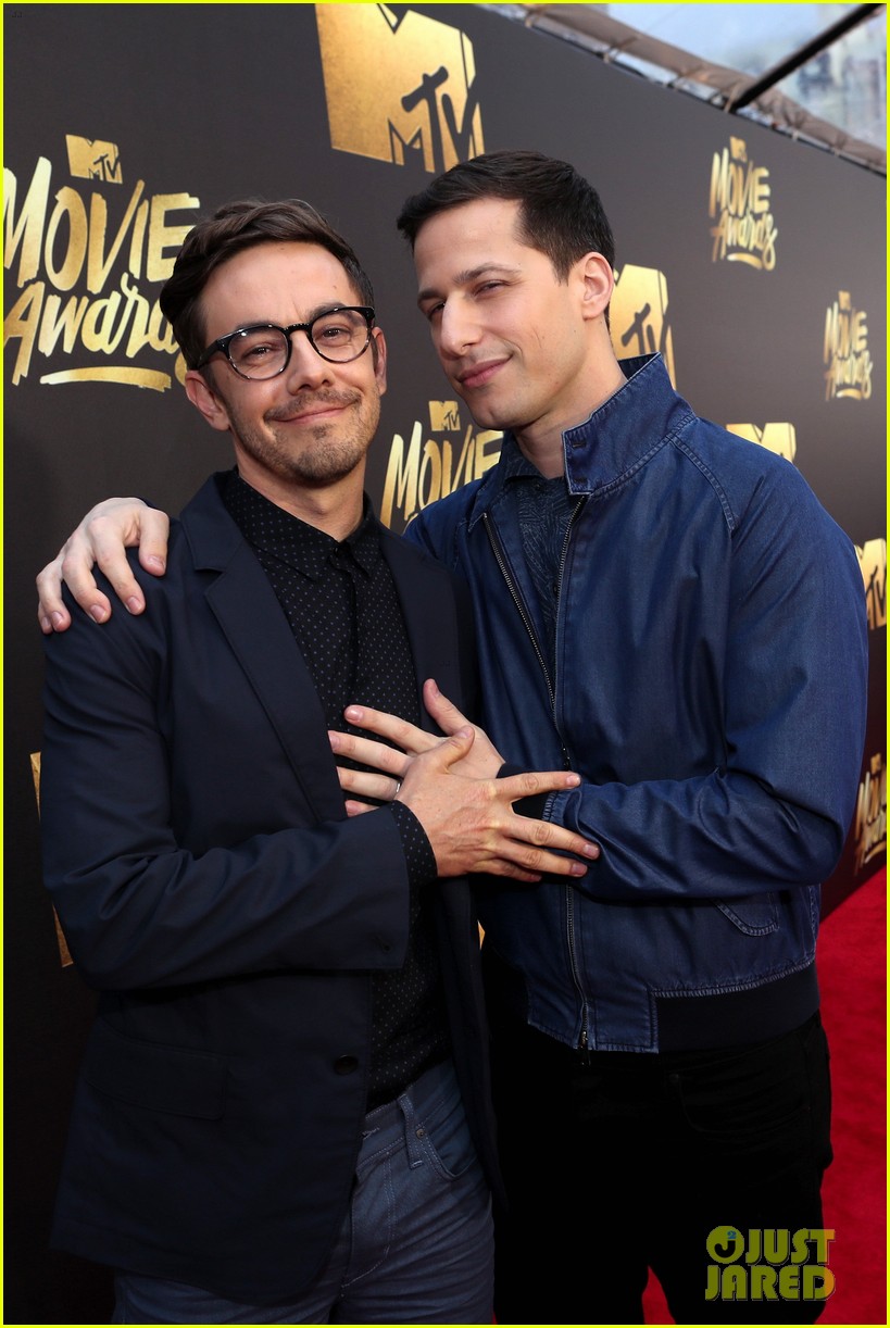 Melissa McCarthy & Amy Poehler Win at MTV Movie Awards 2016: Photo ...