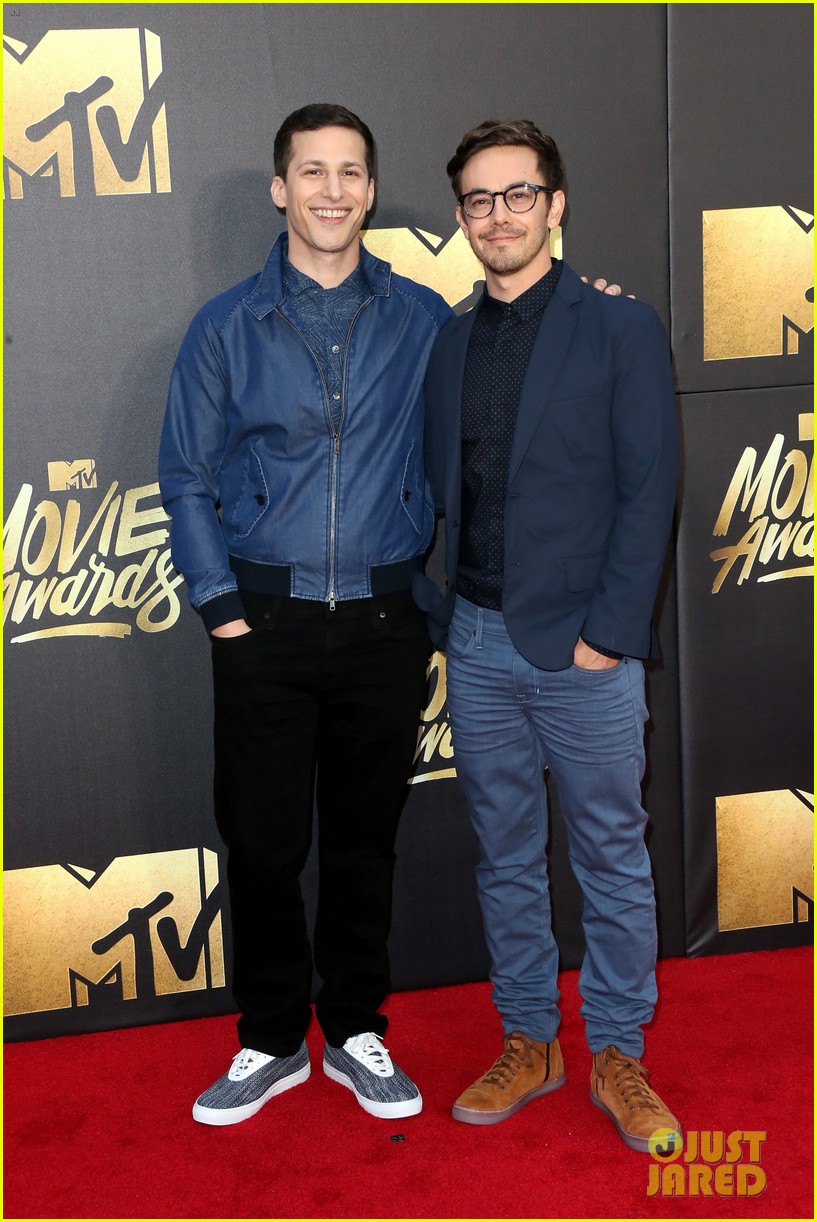 Melissa McCarthy & Amy Poehler Win at MTV Movie Awards 2016: Photo ...