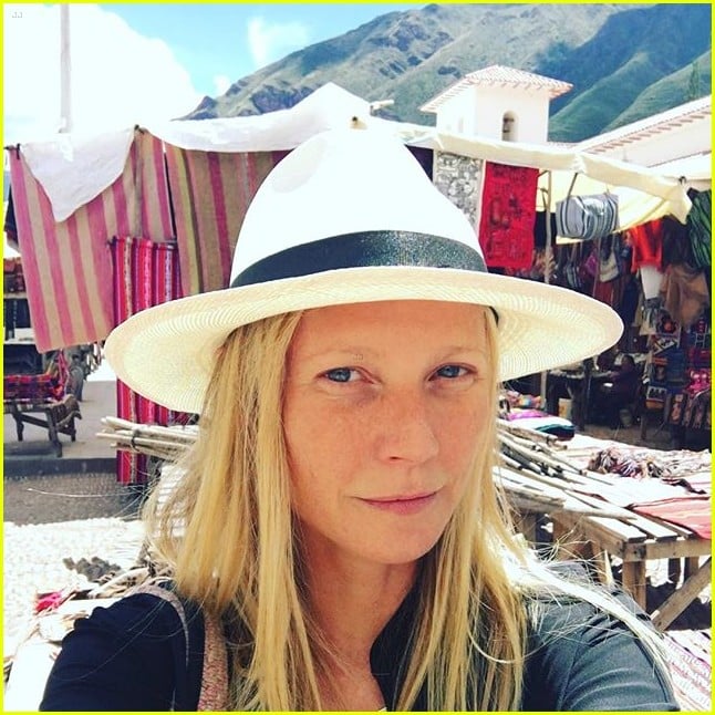 Chris Martin Brings Son Moses on Concert Stage for His 10th Birthday ...