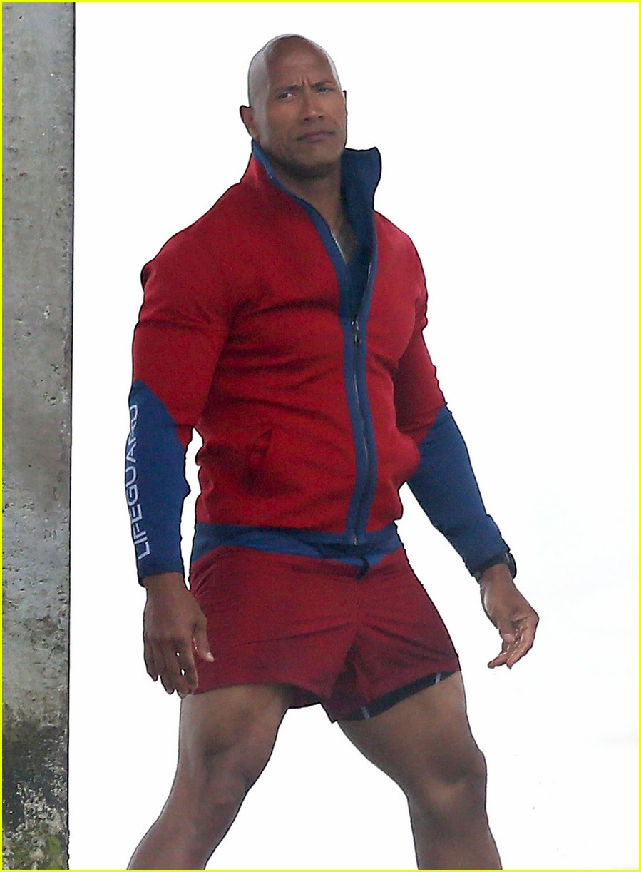 Dwayne Johnson Films Dramatic Rescue for 'Baywatch': Photo 3619823 ...