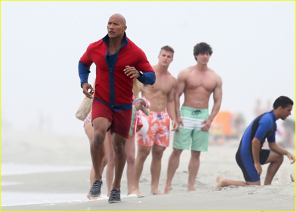 Dwayne Johnson Films Dramatic Rescue for 'Baywatch': Photo 3619825 ...