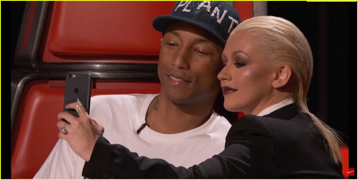 Christina Aguilera Has Snapchat Fun on 'The Voice' Finale!: Photo ...