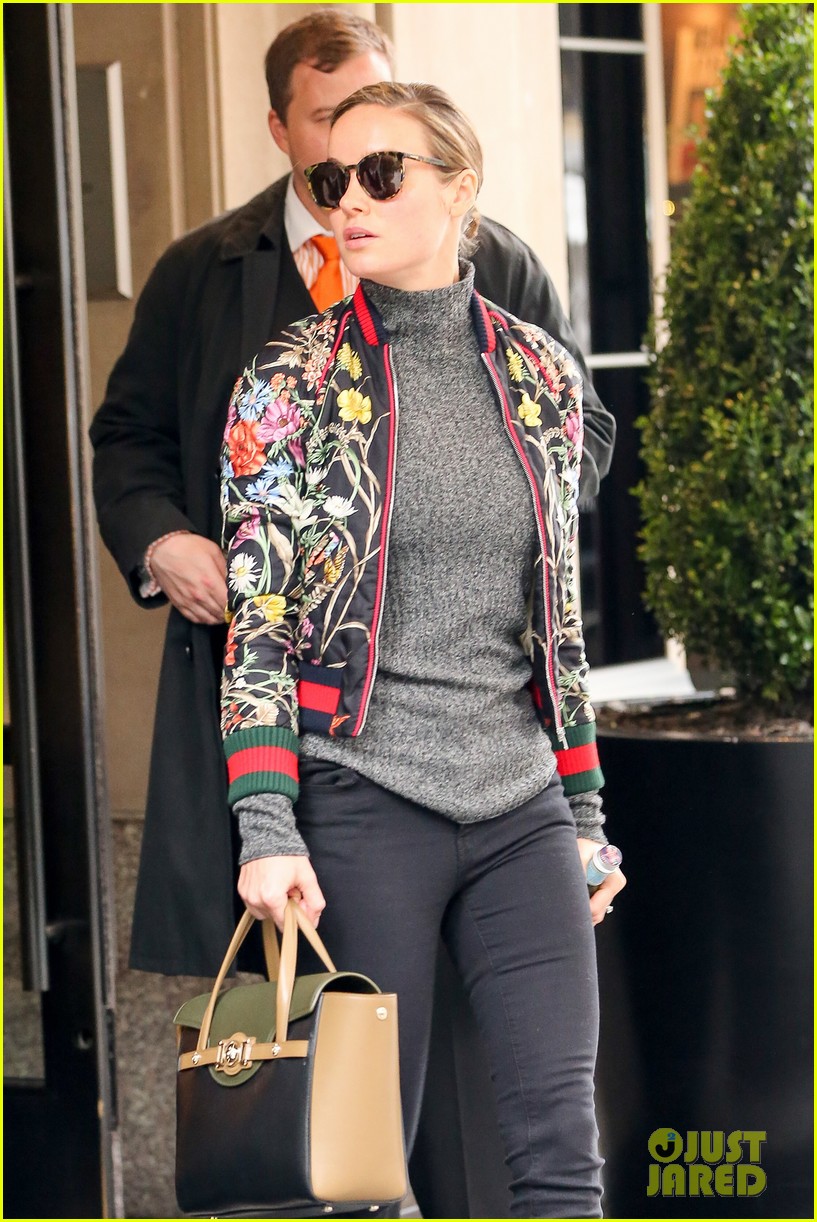 Brie Larson Does Her 'SNL' Promos in a Sushi Restaurant - Watch Now ...