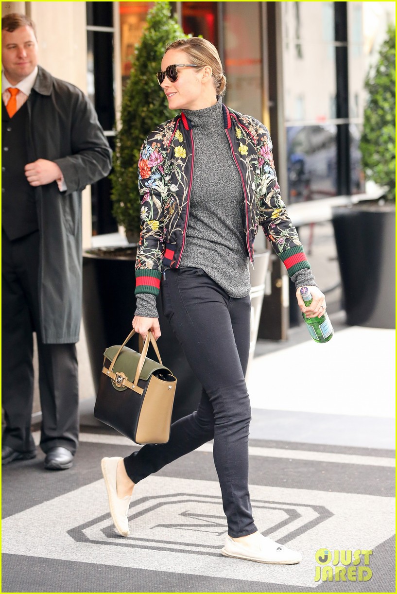 Brie Larson Does Her 'SNL' Promos in a Sushi Restaurant - Watch Now ...