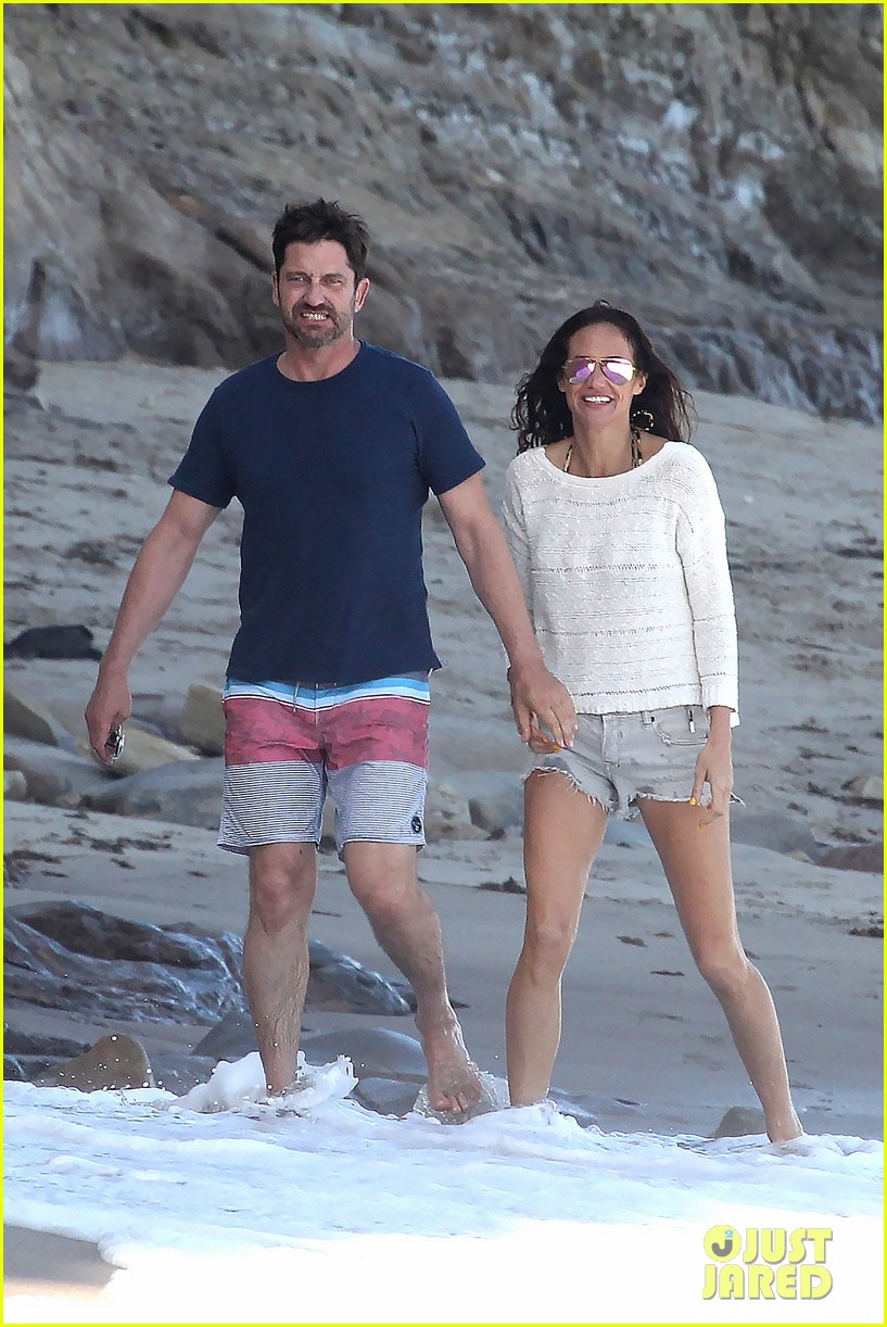 Gerard Butler & Girlfriend Morgan Brown Spend Sunday at the Beach ...