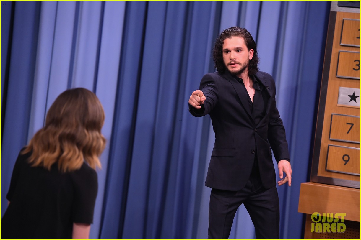 Rose Byrne & Kit Harington Play Charades with Blake Shelton!: Photo ...