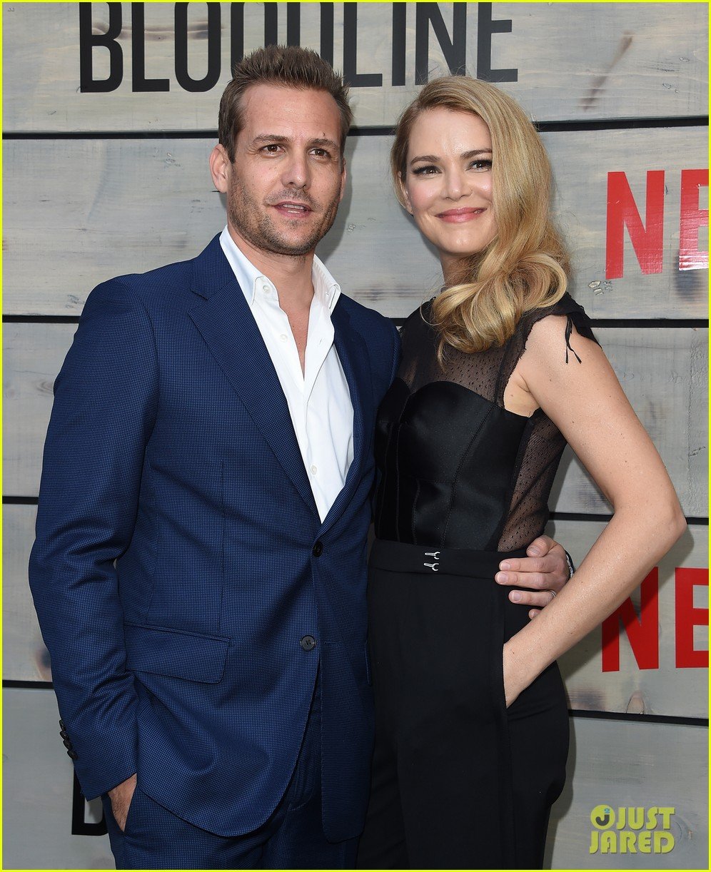 Kyle Chandler Joins 'Bloodline' Cast At Season Two Premeire!: Photo 3665782 | Enrique Murciano ...