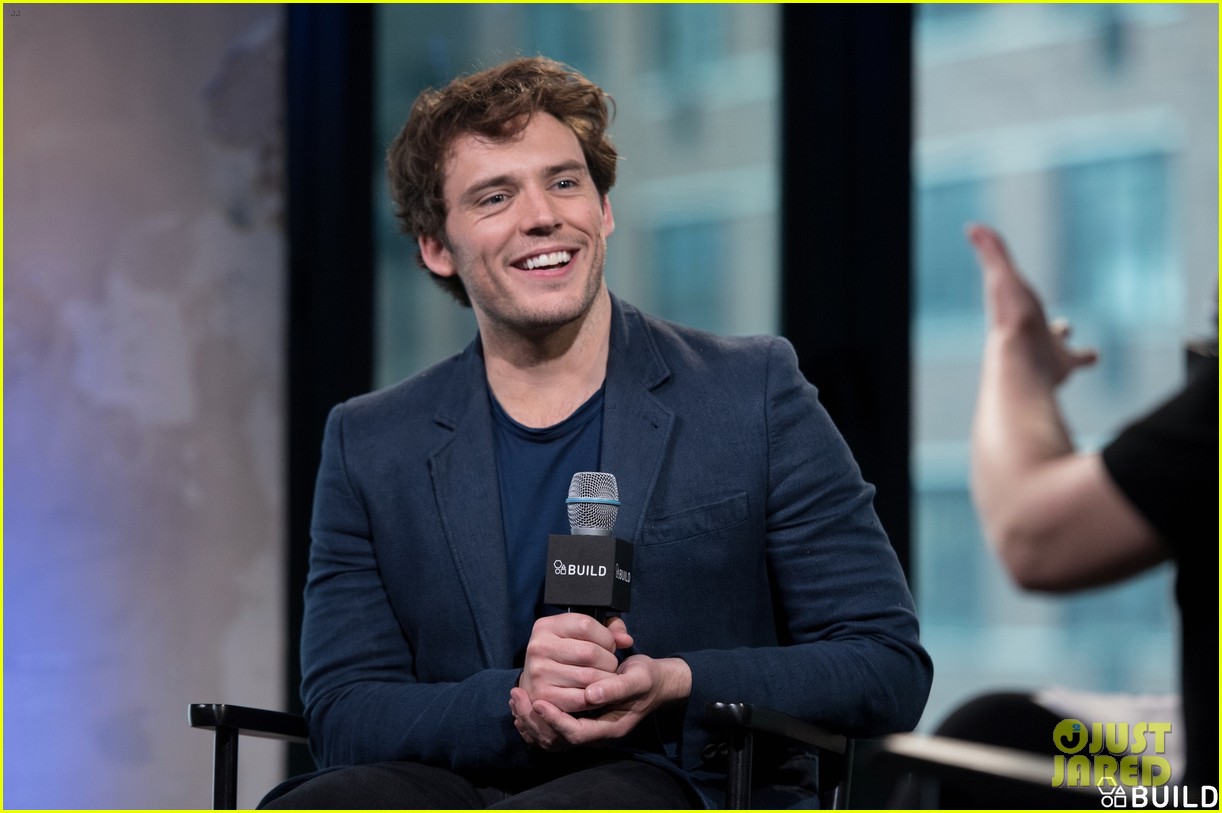 Emilia Clarke & Sam Claflin Feel the Love at 'Me Before You' Premiere ...