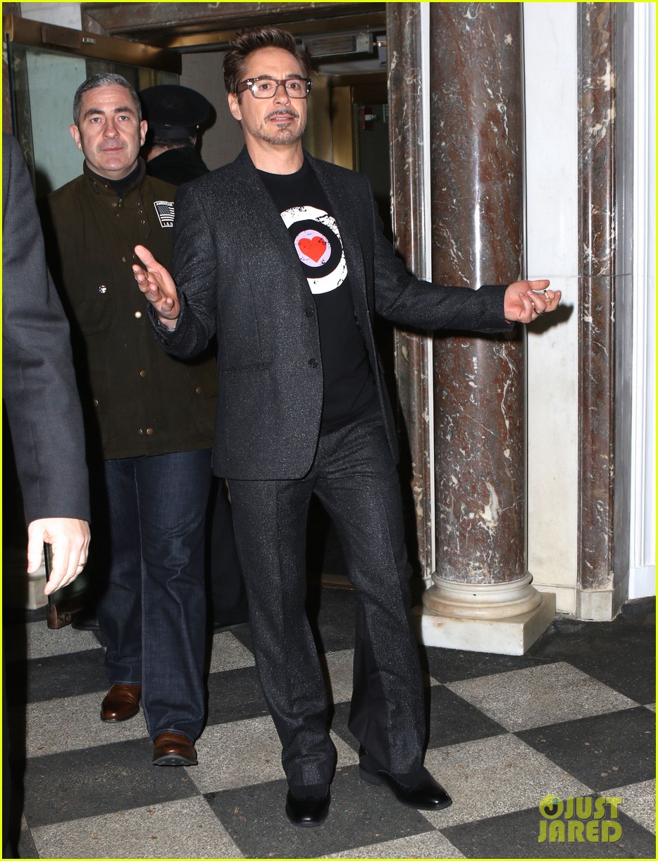 Robert Downey Jr. Coaches Jimmy Fallon Through Dramatic Acting Scenes ...