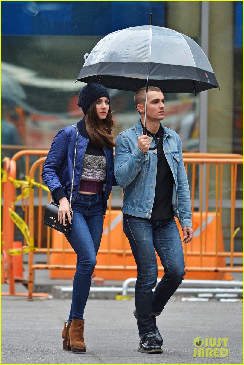 Dave Franco's Boyfriend Proposes to Him in New 'Neighbors 2' Clip ...