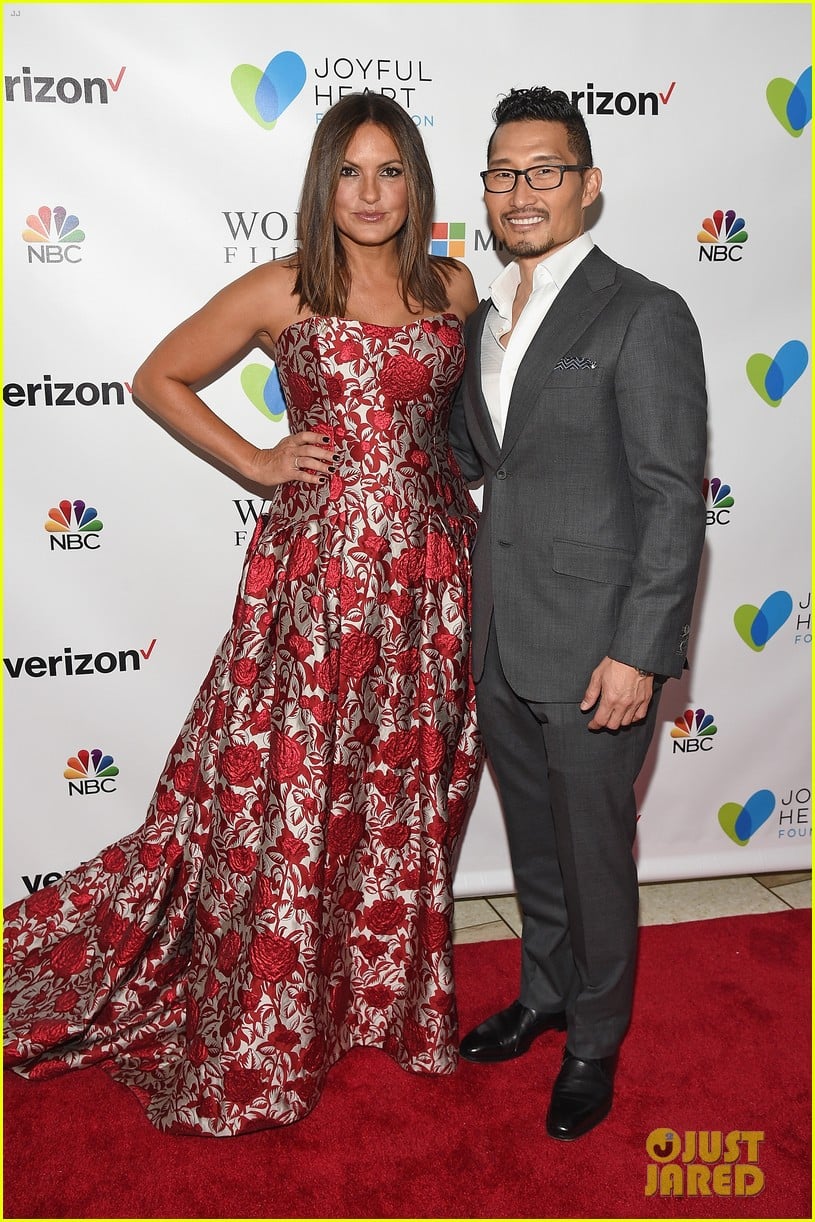Mariska Hargitay Makes It A Family Affair At Joyful Revolution Gala ...