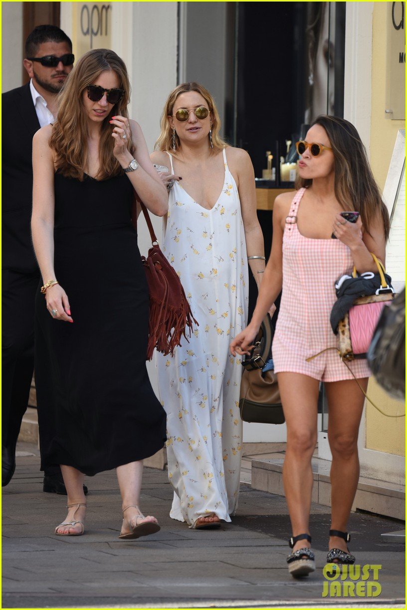 Photo: kate hudson friends missoni meltdown 08 | Photo 3659088 | Just Jared