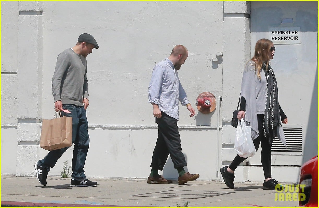 Charlie Hunnam Does Shopping & Breakfast with Girlfriend Morgana ...