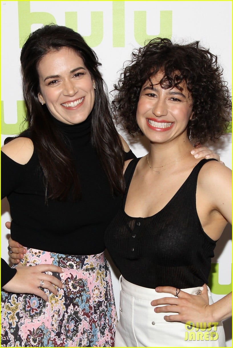 'Mindy Project' & 'The Path' Renewed By Hulu!: Photo 3647909 | Aaron ...