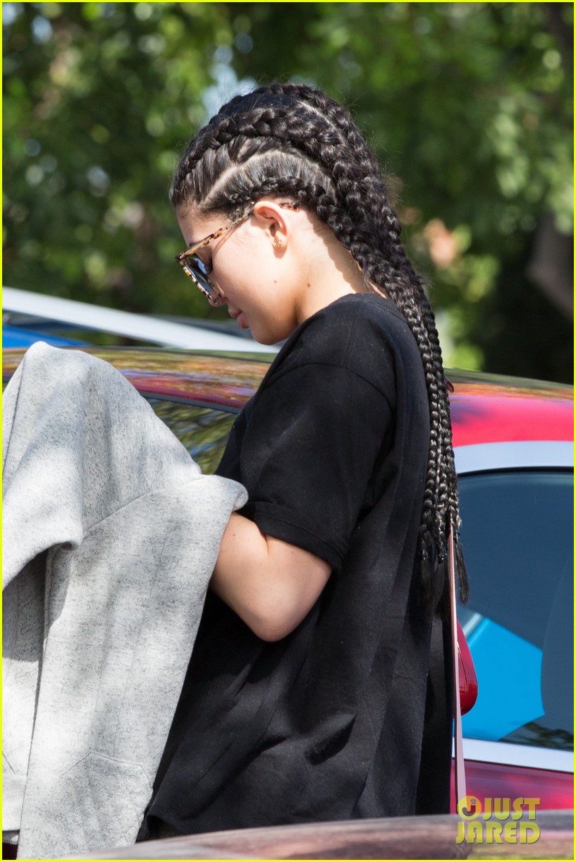 Kylie Jenner Makes Rap Debut With Track Feature - Listen Now!: Photo ...