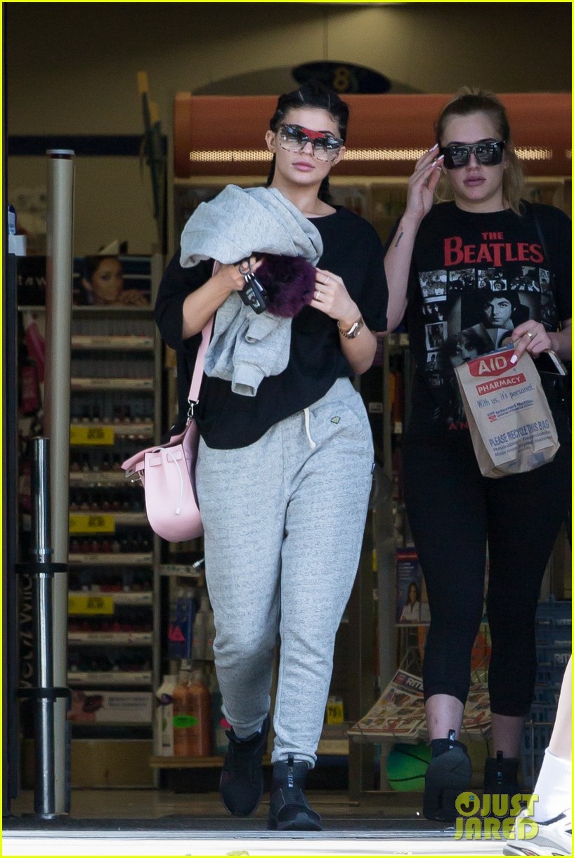 Kylie Jenner Makes Rap Debut With Track Feature - Listen Now!: Photo ...