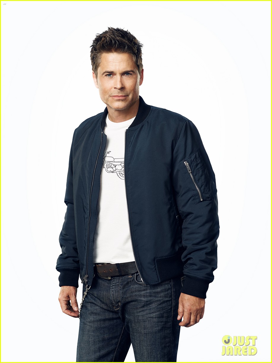 Fox Cancels 'The Grinder' & 'Grandfathered'; Rob Lowe Reacts: Photo ...