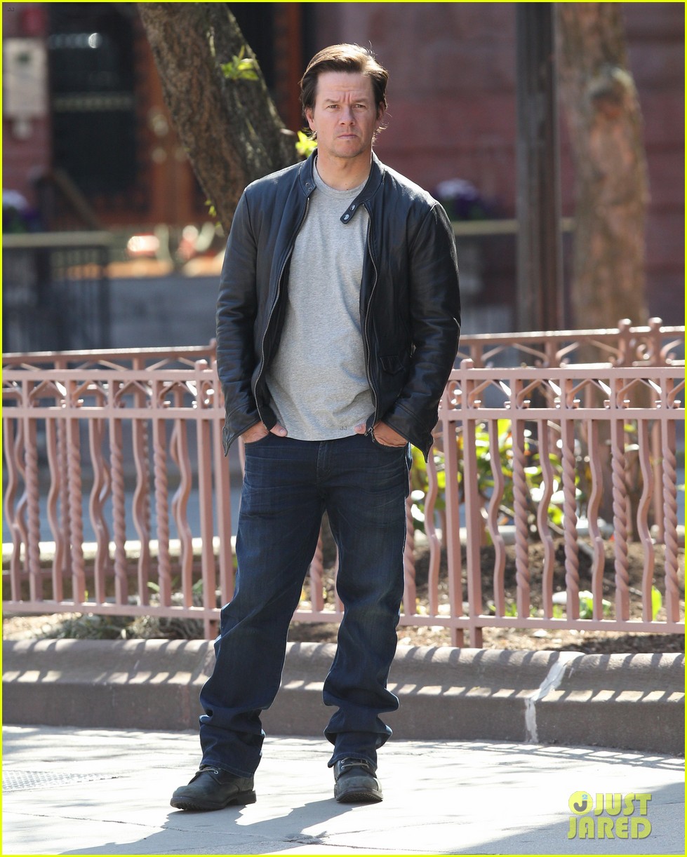 Mark Wahlberg Films a Commercial at His Old High School: Photo 3645745 ...