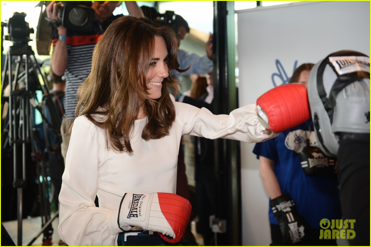 Kate Middleton Tests Her Boxing Skills with the Princes!: Photo 3657295 ...