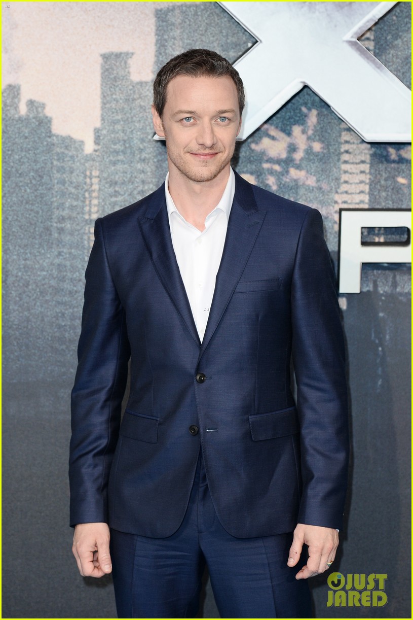 Olivia Munn & Oscar Isaac Premiere 'X-Men' with James McAvoy: Photo ...