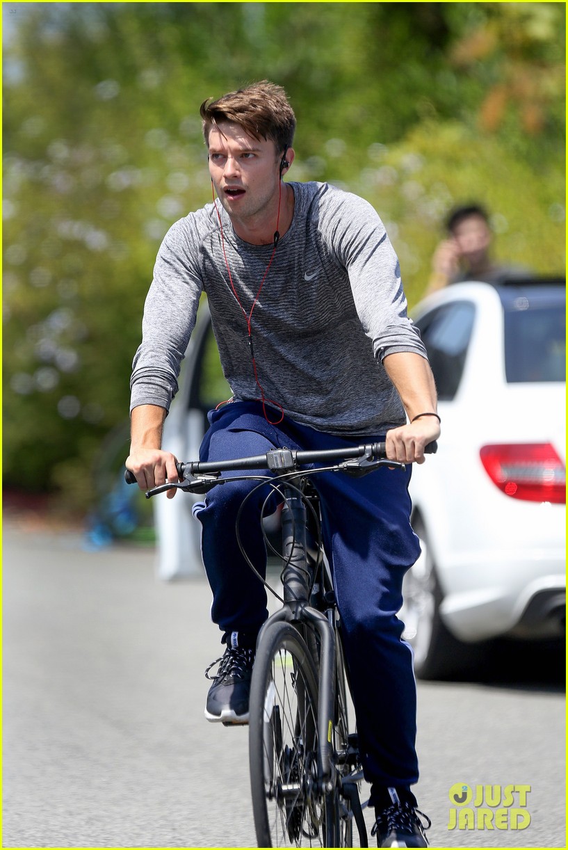 Patrick Schwarzenegger & Abby Champion Hit The Stairs For Weekend ...