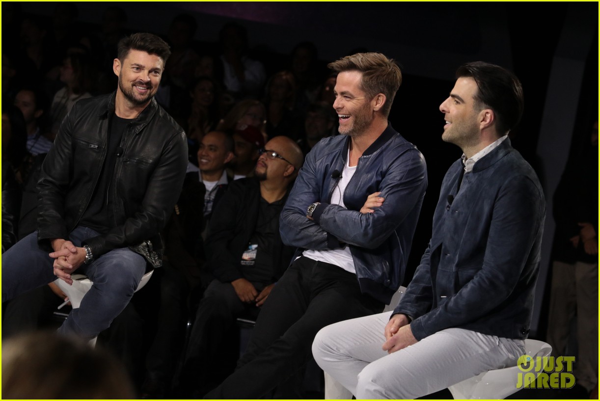 Chris Pine & Zachary Quinto Give the Vulcan Salute at 'Star Trek' Fan Event: Photo 3662424 ...