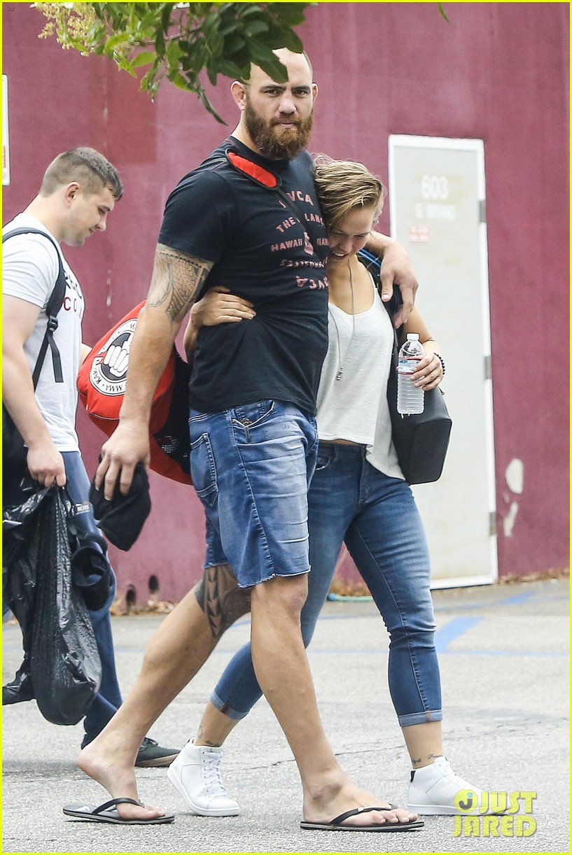 Ronda Rousey & Travis Browne Are Inseparable on Outing: Photo 3666254 ...