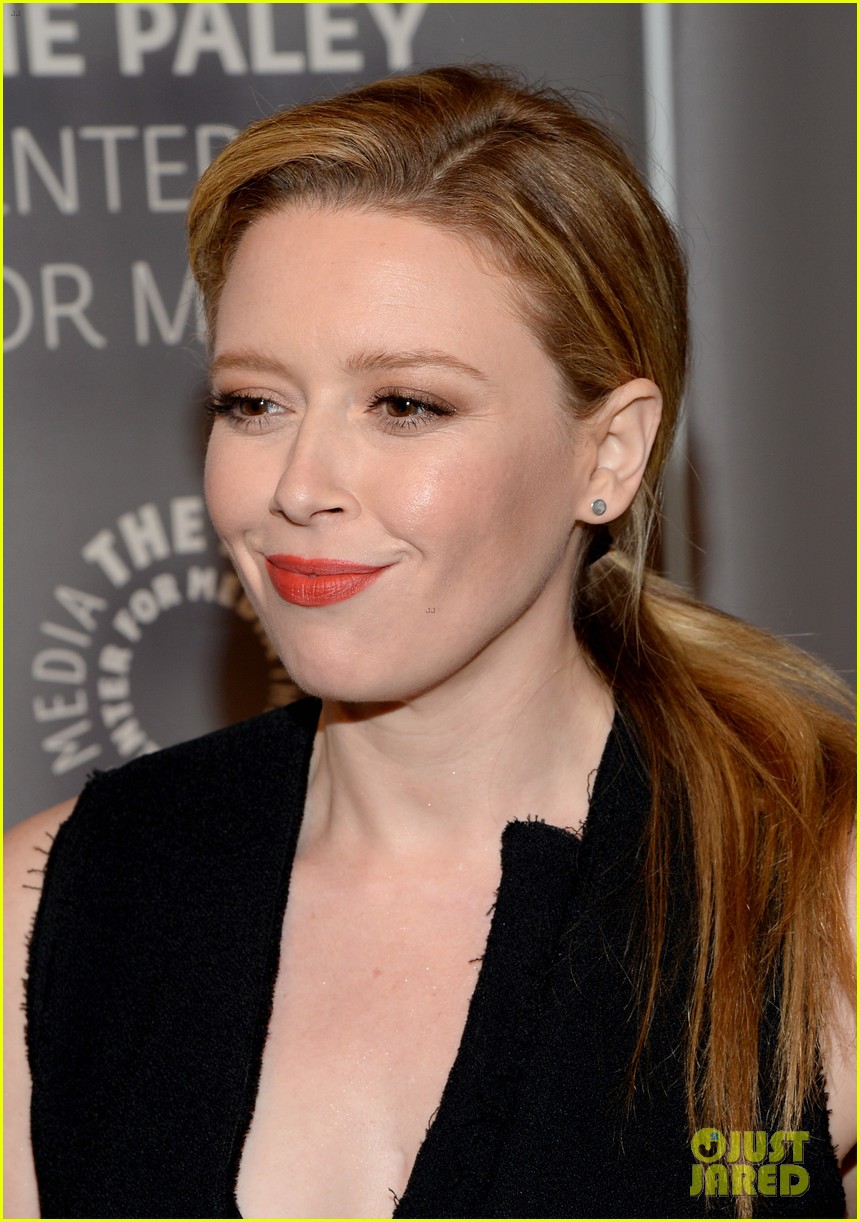 Taylor Schilling Says Risque 'OITNB' Scenes Are Easy for Her: Photo ...