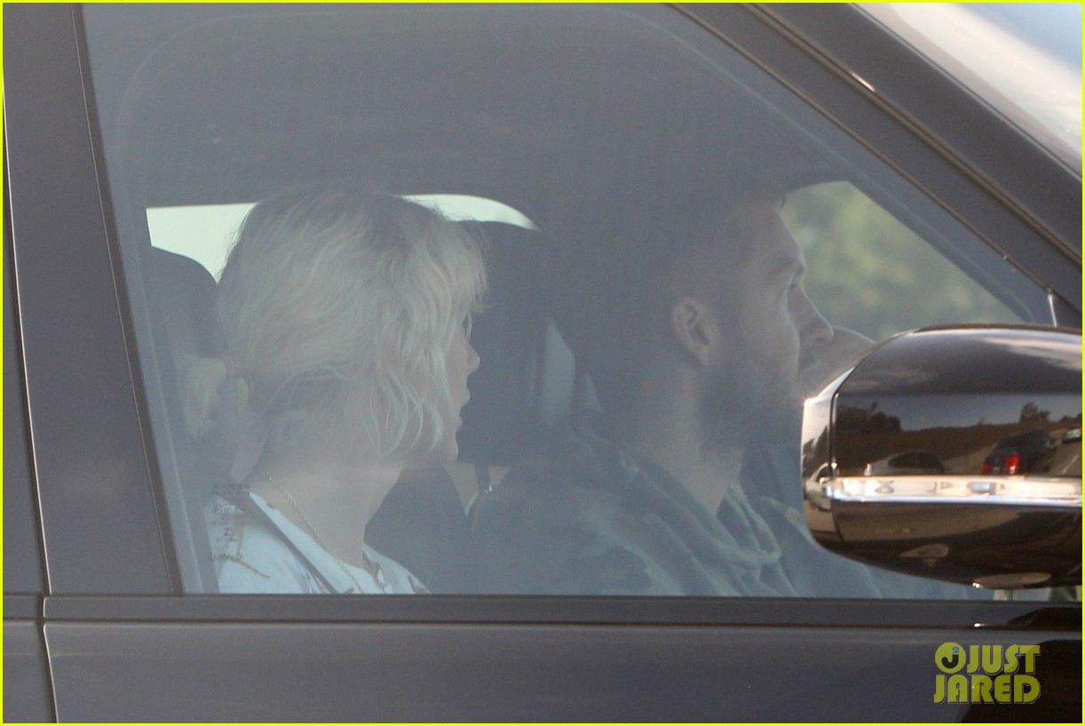 Taylor Swift Goes for Drive With Calvin Harris: Photo 3648463 | Taylor ...