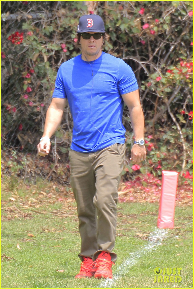 Mark Wahlberg & Wife Rhea Durham Cheer On Their Son at Soccer Game ...