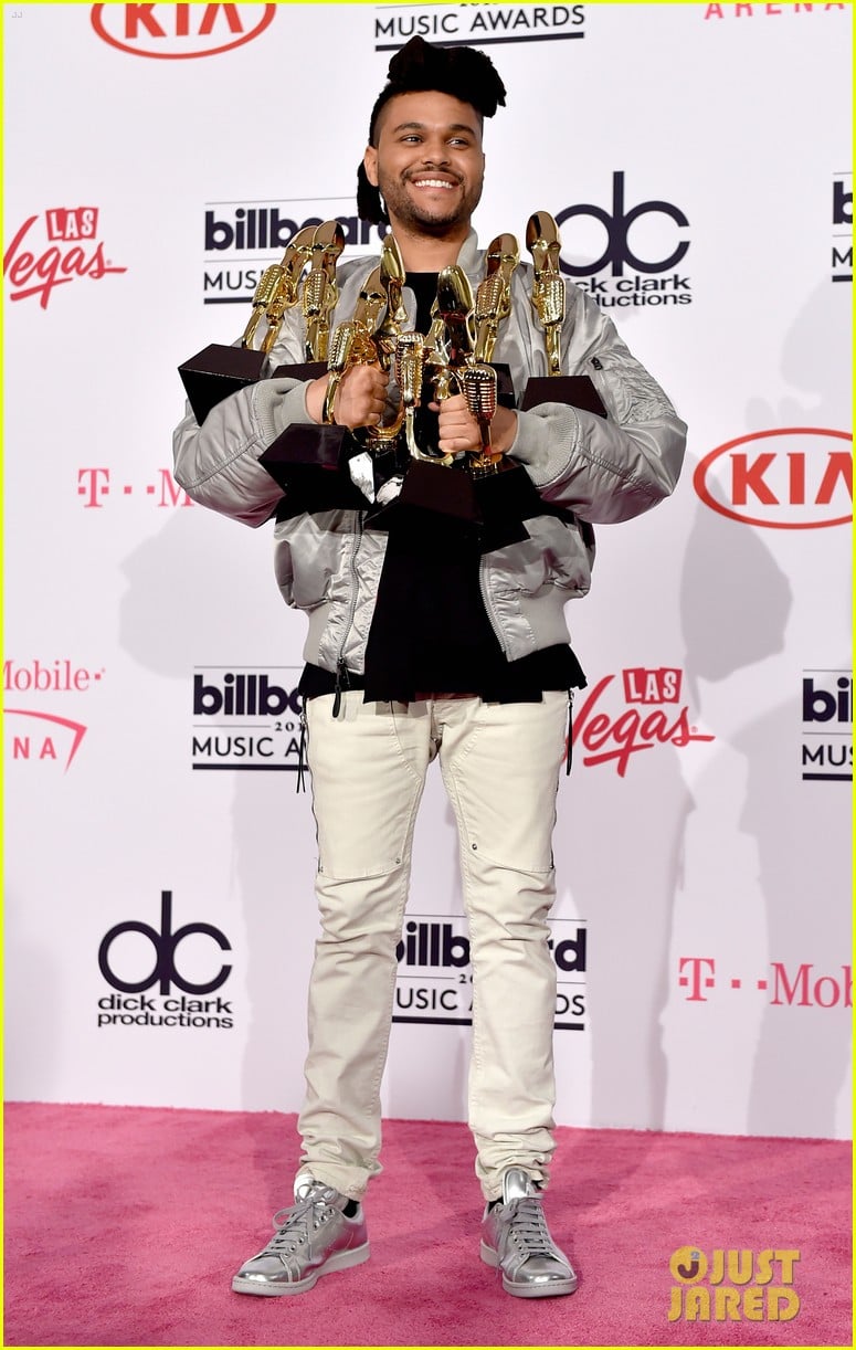 The Weeknd Wins Big at Billboard Music Awards 2016!: Photo 3663637 ...