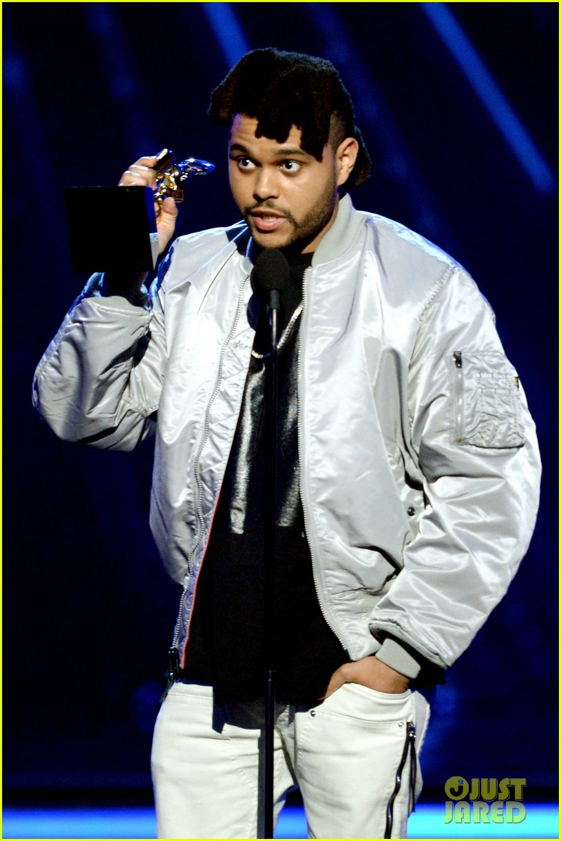 The Weeknd Wins Big at Billboard Music Awards 2016!: Photo 3663640 ...
